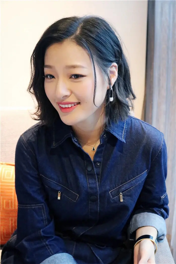 Mingyang Entertainment—Beauty Star-Lang Yueting - iNEWS