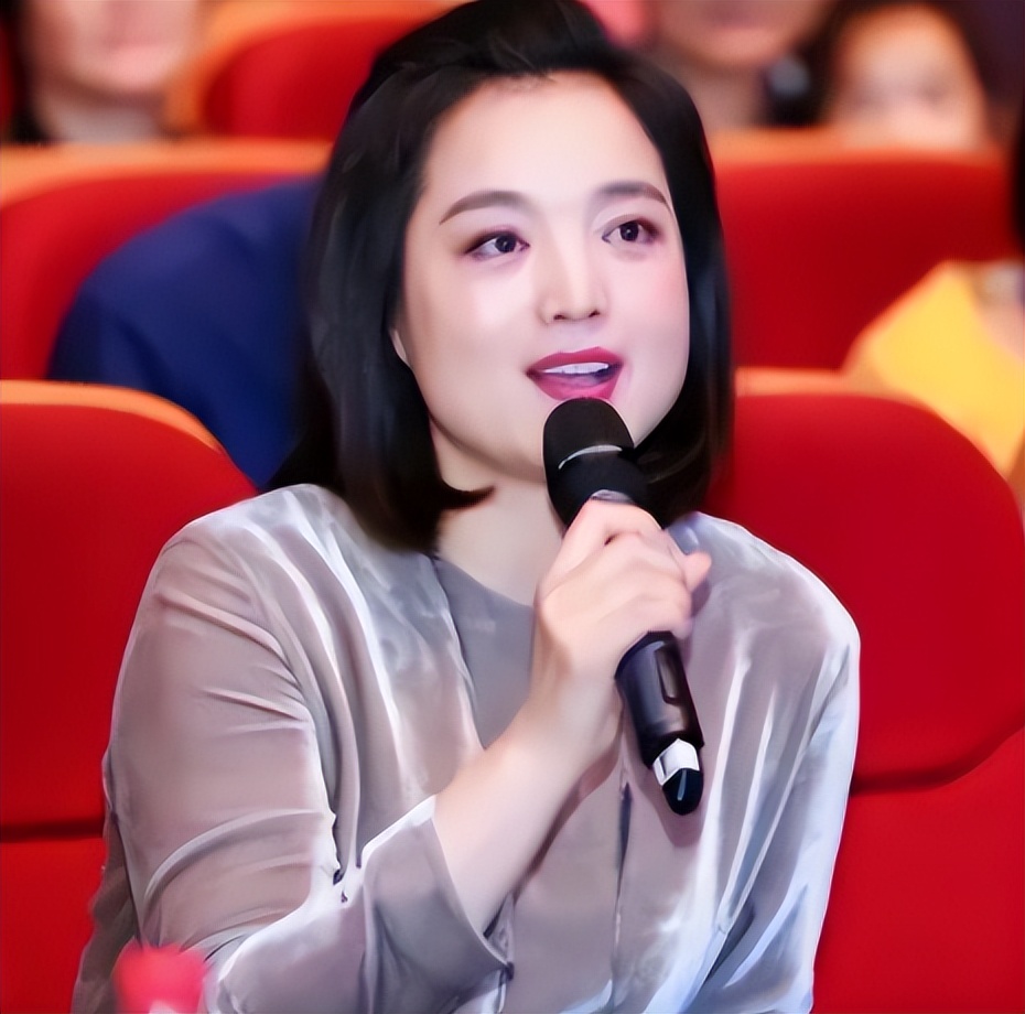 Singer Bai Xue's emotional journey, how to walk through the pinnacle of ...