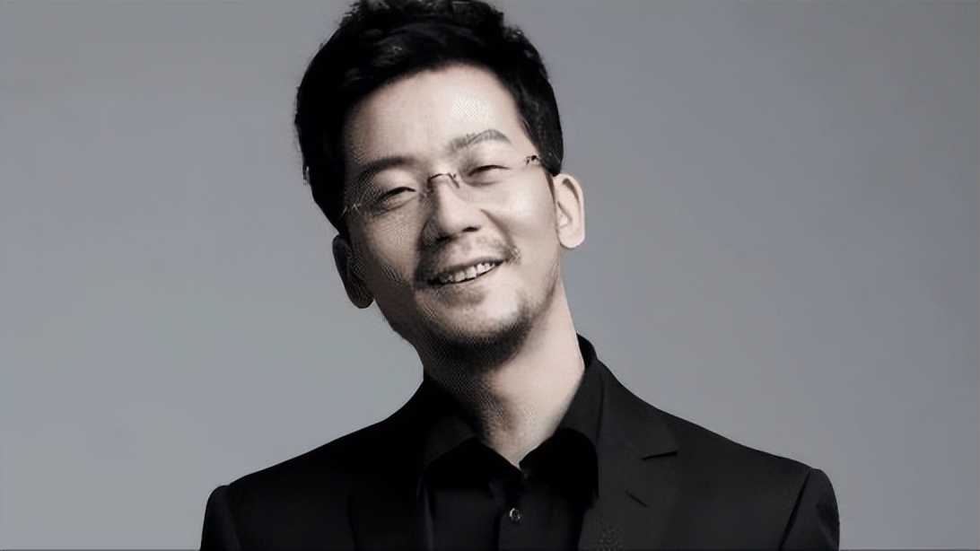 How many celebrities in the entertainment industry have been slapped in ...