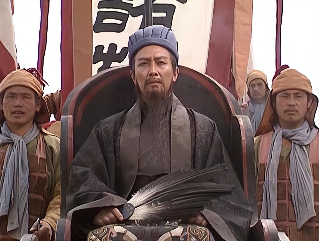 Why did Liu Chan abolish the prime minister system after Zhuge Liang's death? What are the ...