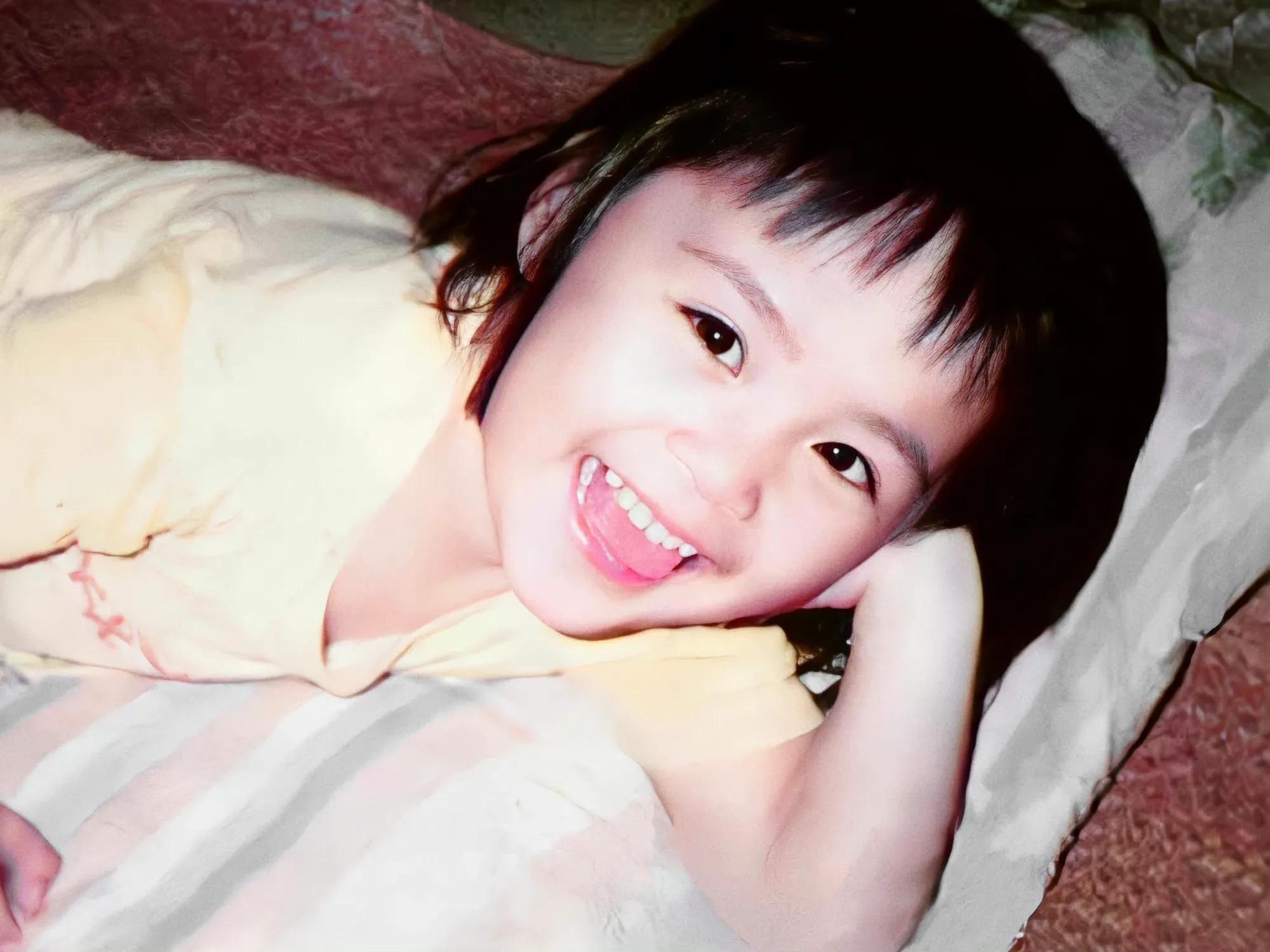 Childhood photos of actresses, Yu Wenwen had single eyelids when she ...