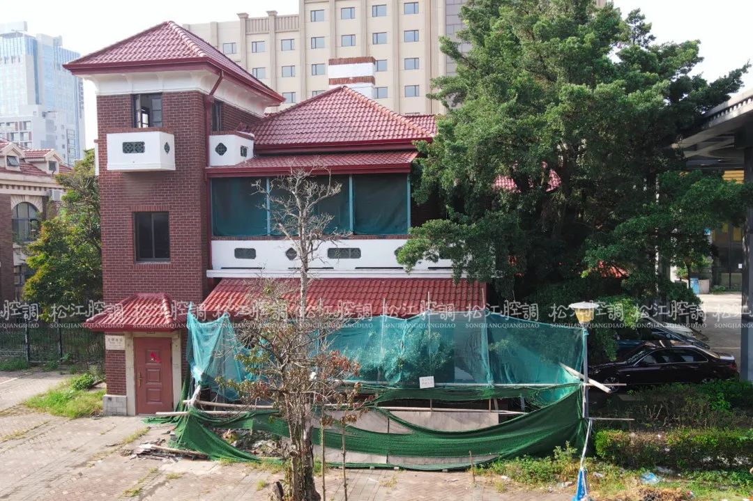 There is also a "Little Red House" in Songjiang, have you heard of it ...