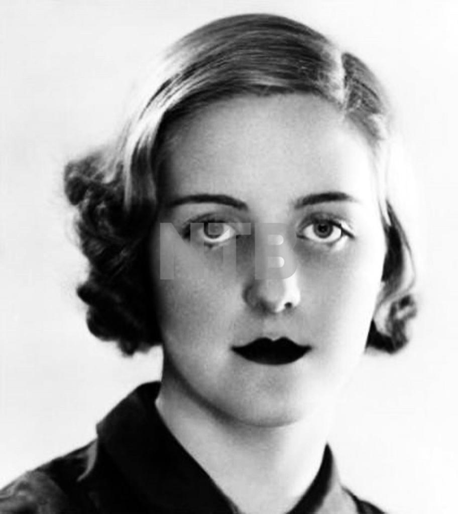 Uncovering Hitler's Love History: A Dictator's Flaws of Mind - iNEWS