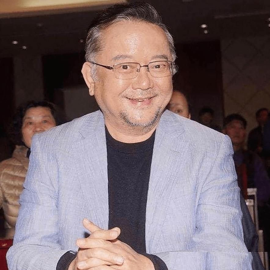 Famous actor Wang Gang: After 2 divorces, he resolutely married a ...