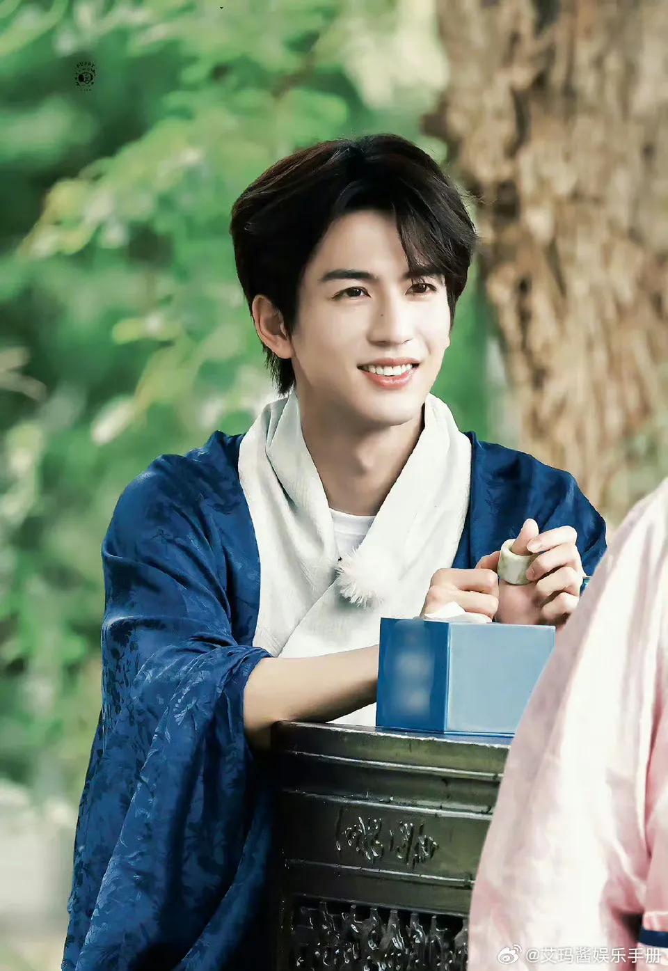 Luo Yizhou, Prince Zhang Linghe, "Wan Juan Feng Ya Ji" Reuters, who to ...