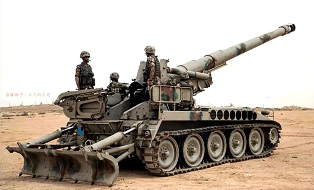 "The 203mm cannon restarts! One cannon can penetrate the other side of ...