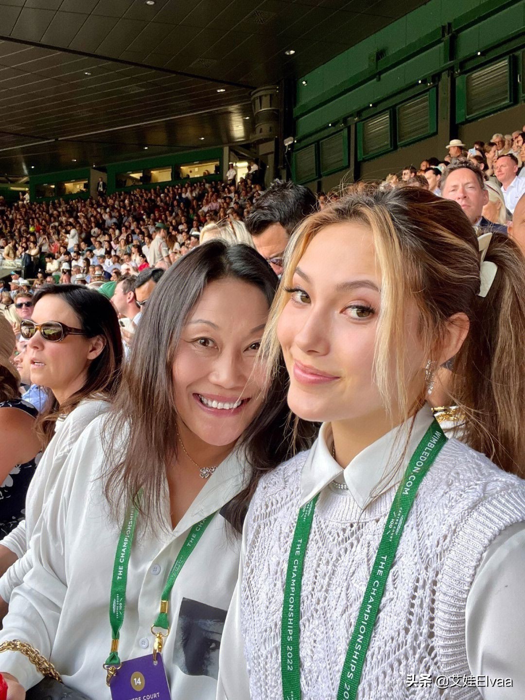 Gu Ailing accompanies her mother to watch Wimbledon, wears a knitted ...