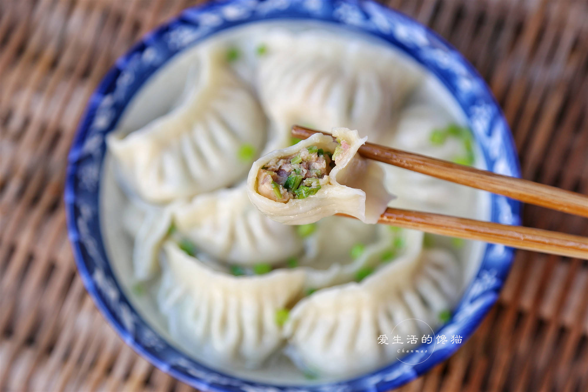 Head down to eat dumplings, cabbage and leeks are not as good as it ...