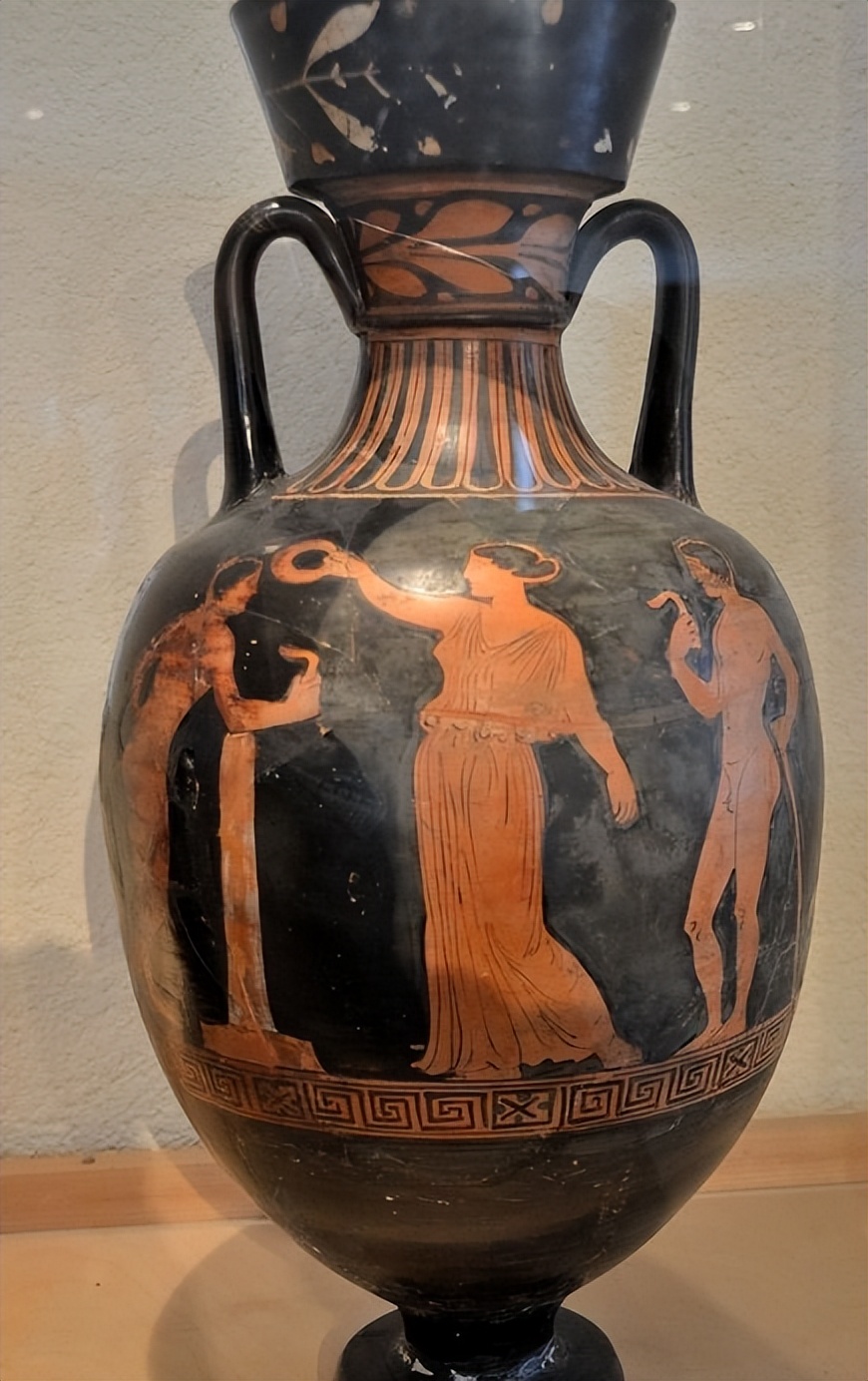 "The Discus Thrower" in Ancient Greek Vase Paintings - iNEWS