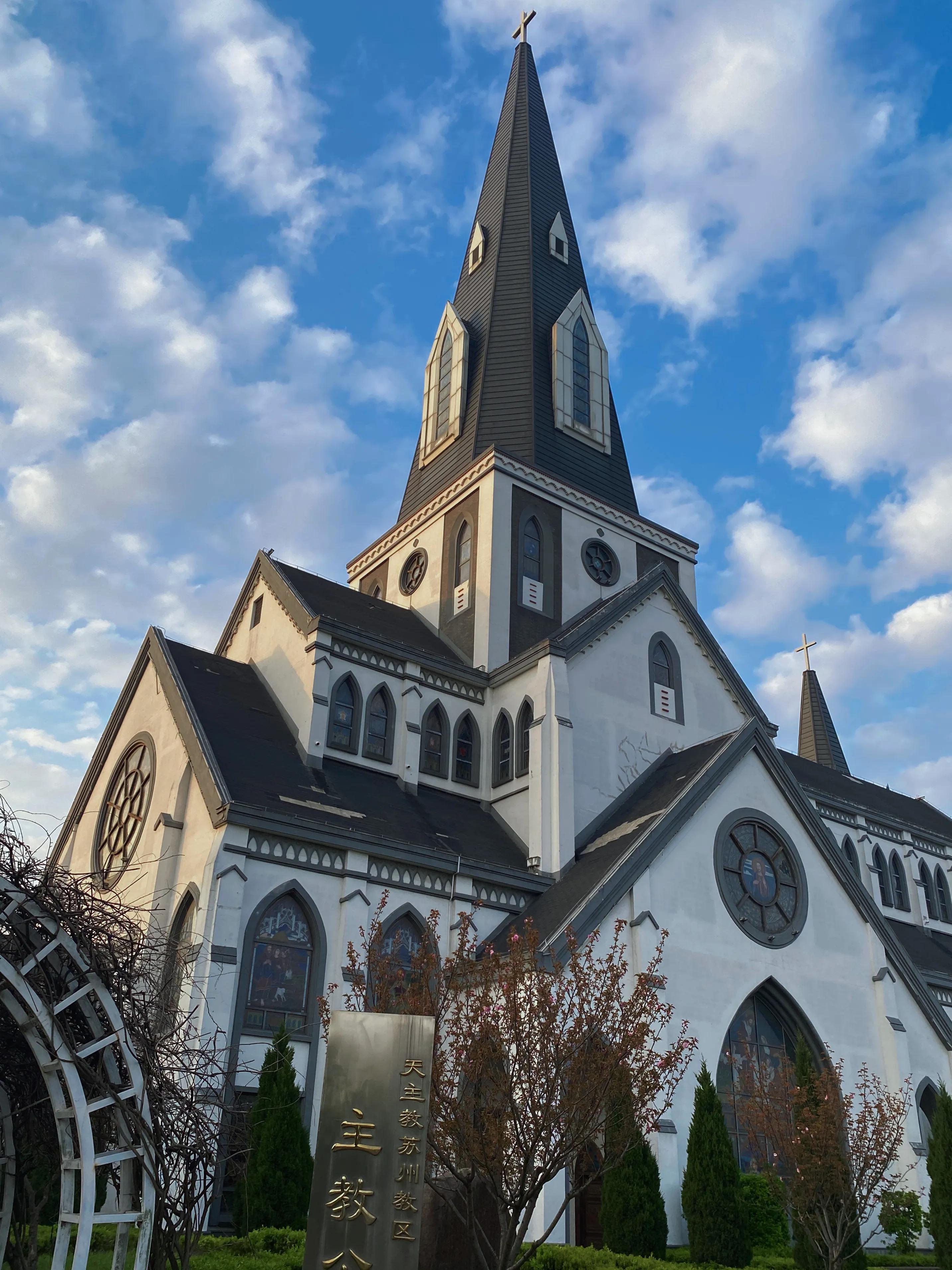 Suzhou Yangcheng Lake Catholic Church - iMedia