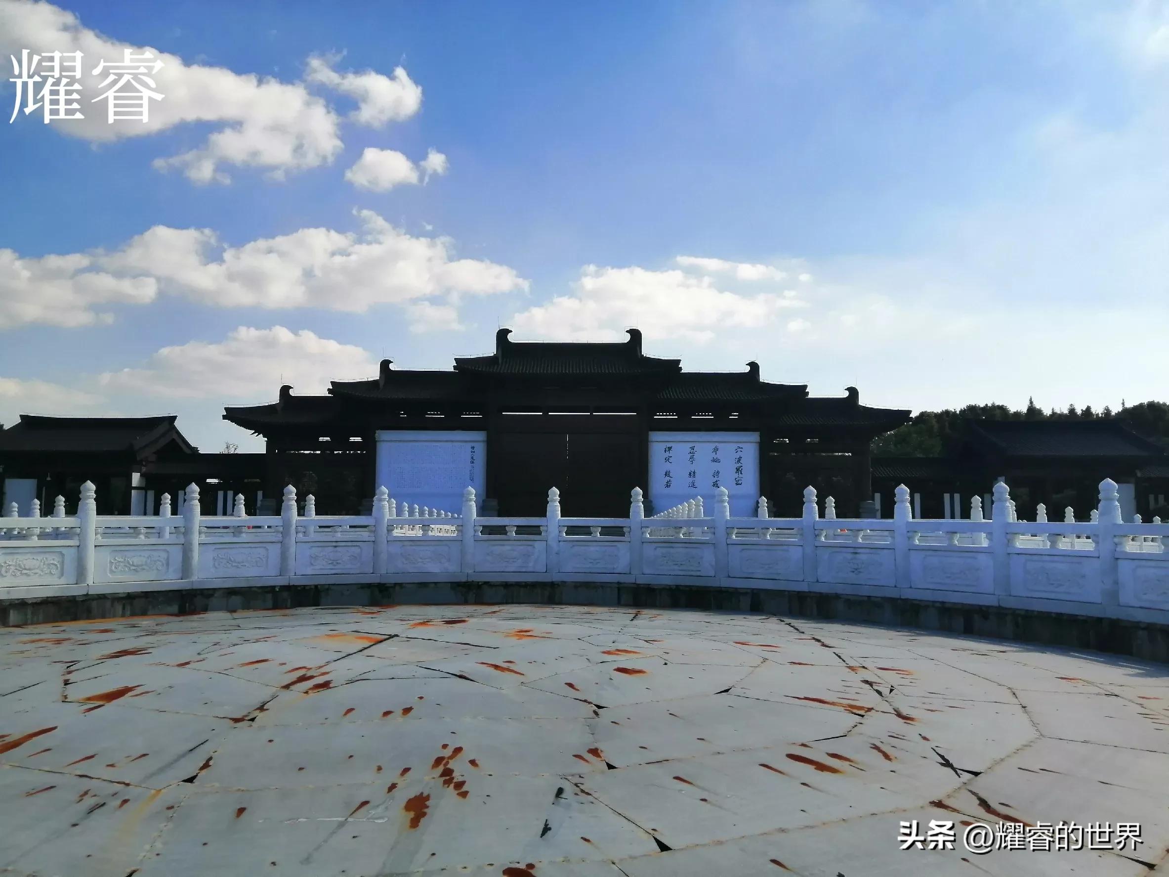 One flower, one world, one temple, one bodhi.Nantong "Guangjiao Temple ...