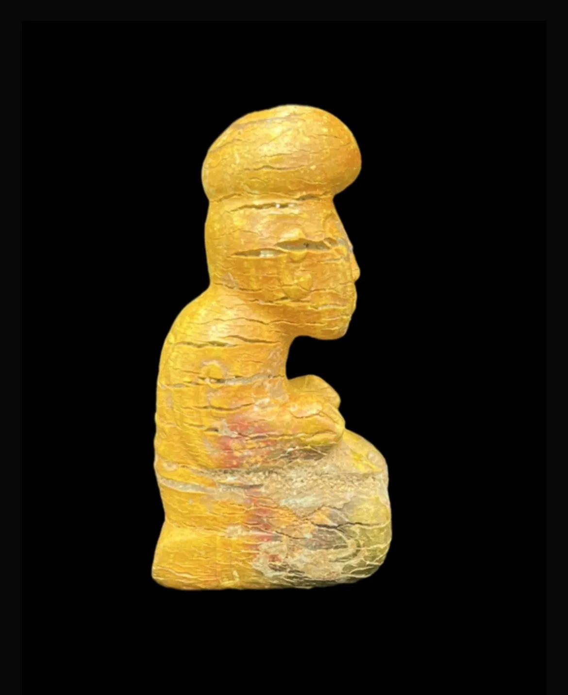 Spring and Autumn Jade Kneeling People, Ancient Jade Meets Ancient Jade ...