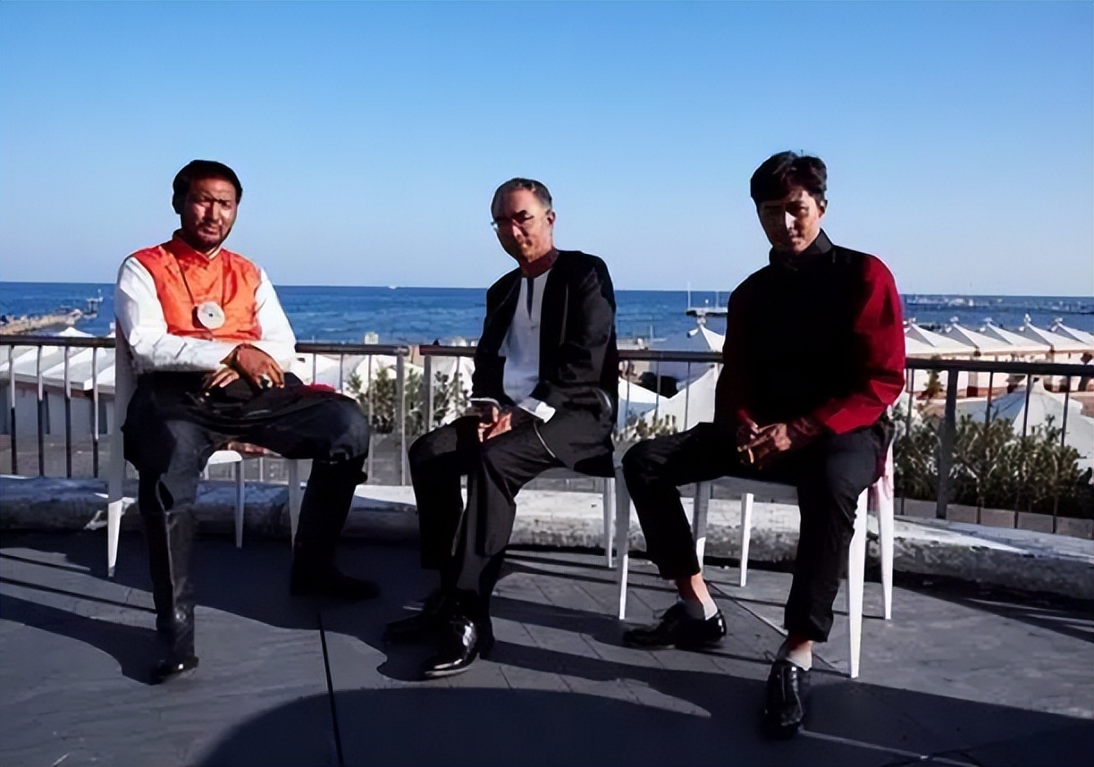 The 53-year-old director Wanma Caidan passed away, and insiders ...