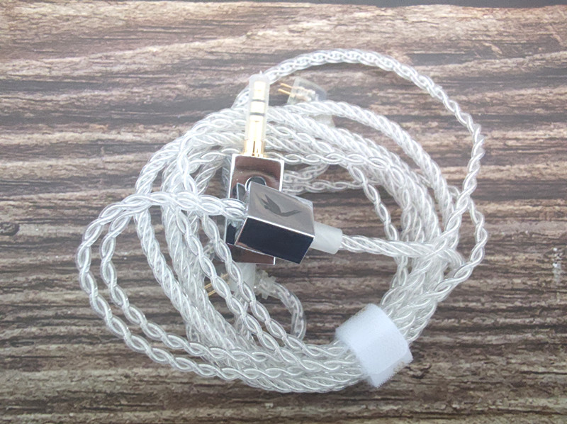 With good looks and strength, SUPER TFZ launches new wired headset ...