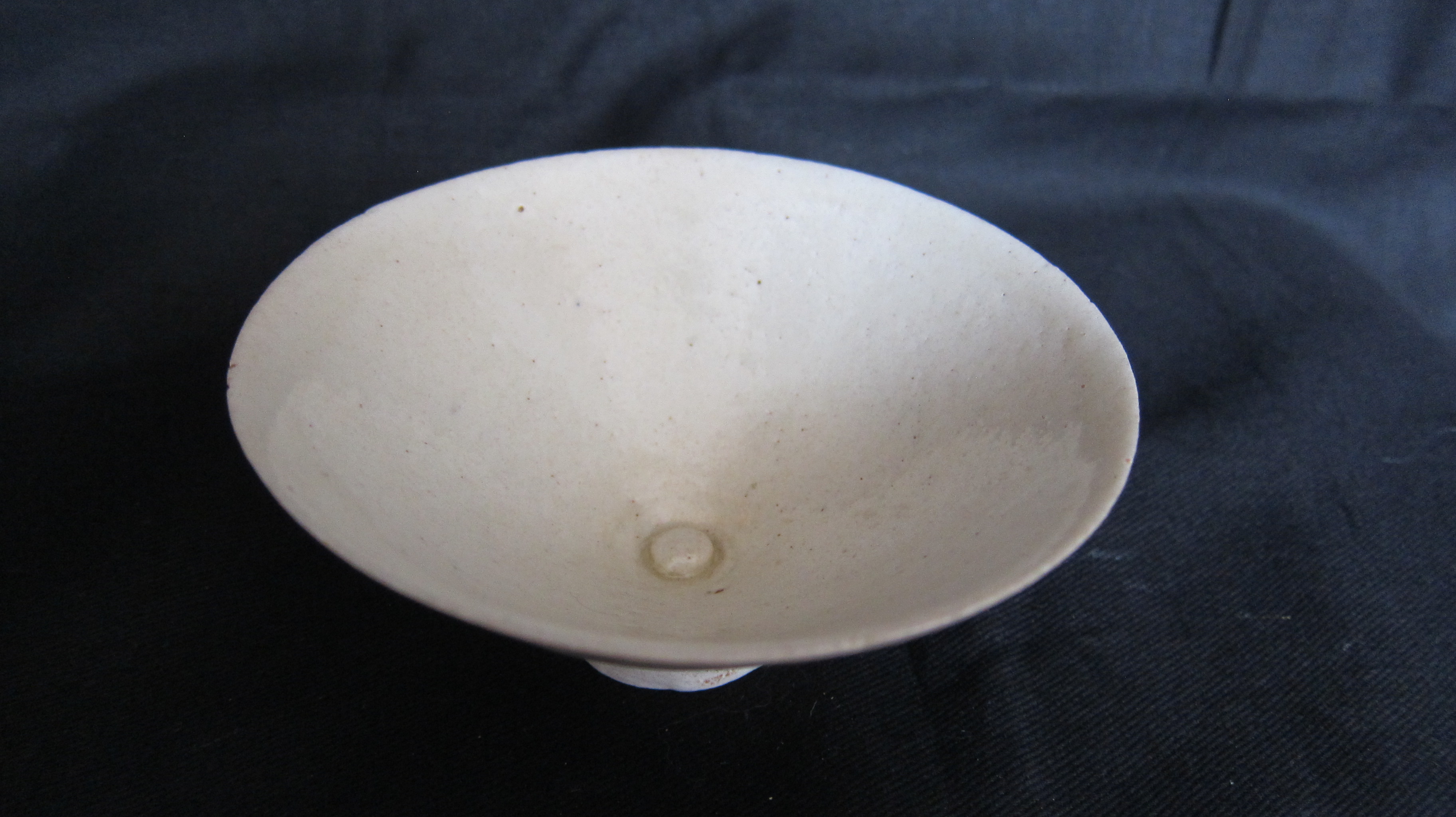 Dayi kiln white porcelain cup - iNEWS