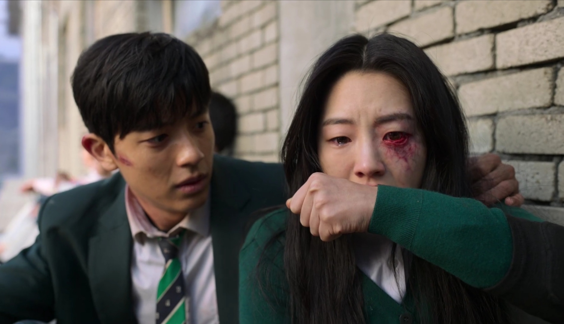 "Zombie Campus" Zombie Nan La and "Battle Damaged" Teenager Soo Hyeok's ...