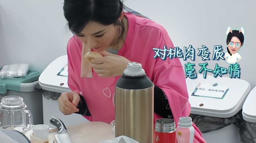 Zhao Liying: Trying to be a bad peach by yourself, diarrhea and ...