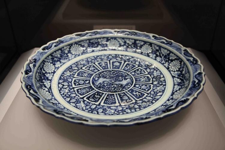 The Art of Blue and White Porcelain in the Yuan Dynasty——The Blending ...