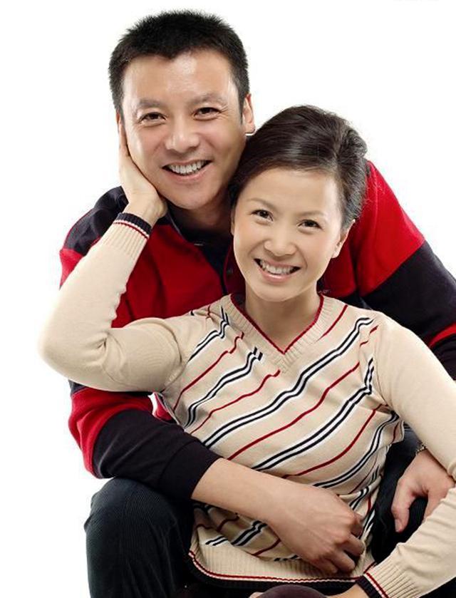 Song Xiaoying, Zhao Yue, Tian Min, and Zhang Guomin rarely get together ...