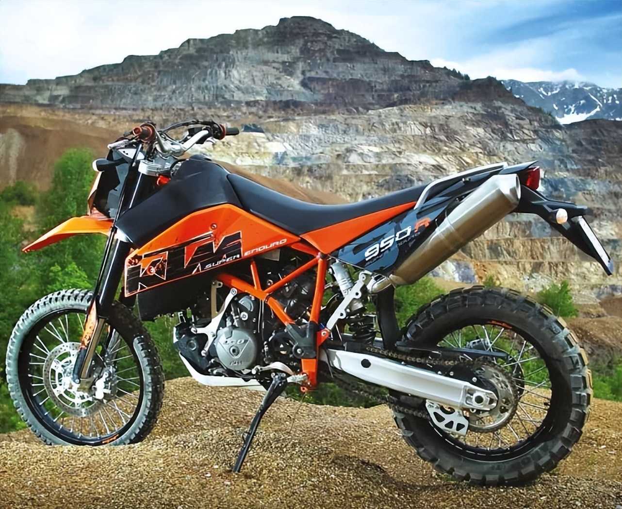 Do you know KTM950 and this off-road vehicle? - iNEWS