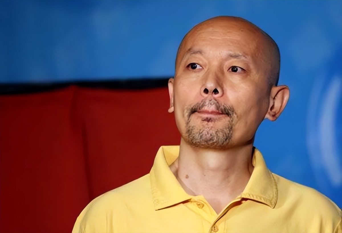 65-year-old Ge You appeared at the Hainan Film Festival, with a thin ...