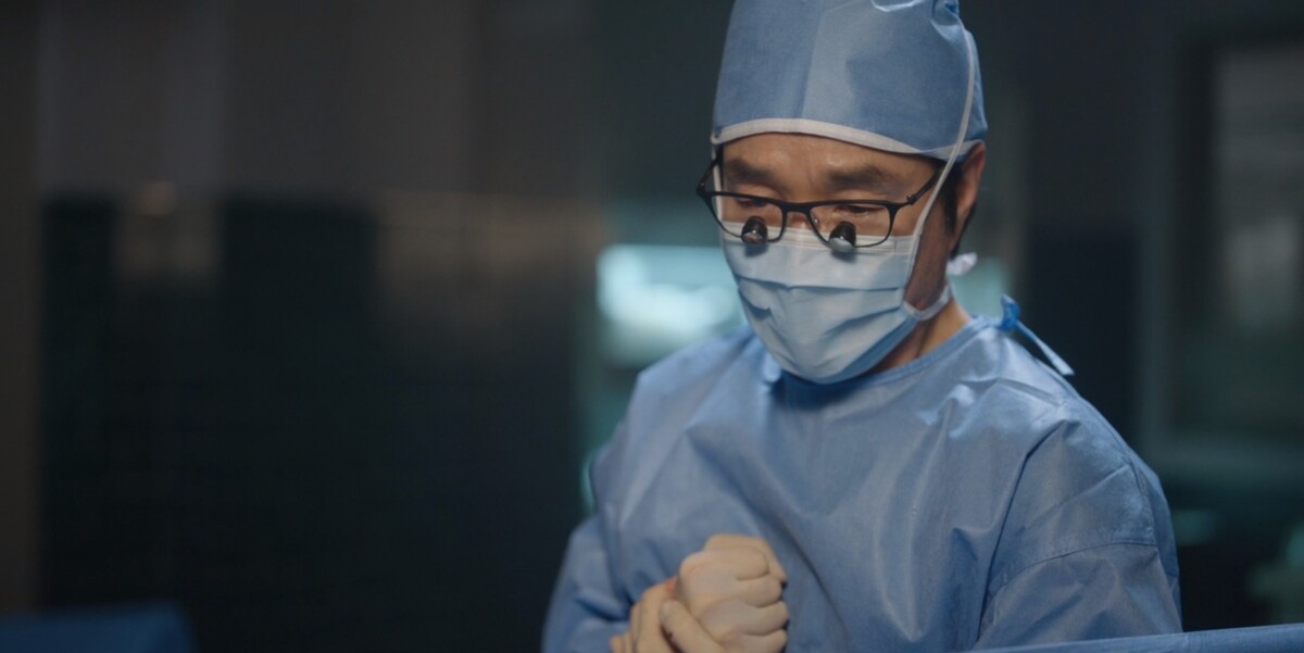 Net comment on the most memorable scene in the ending of "Romantic ...