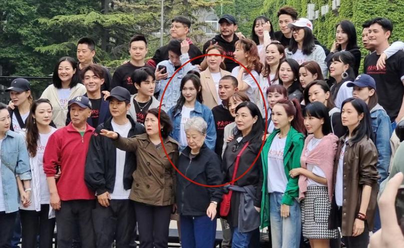 Tang Yan talks about married life! Separated from her husband all the year round, regardless of ...