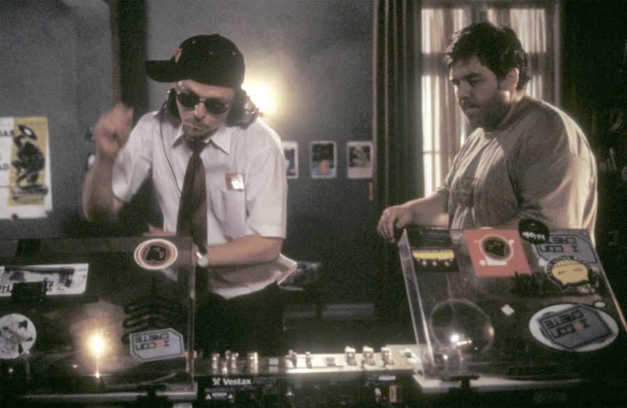 A successful example of a comedy zombie film, recording zombies through ...