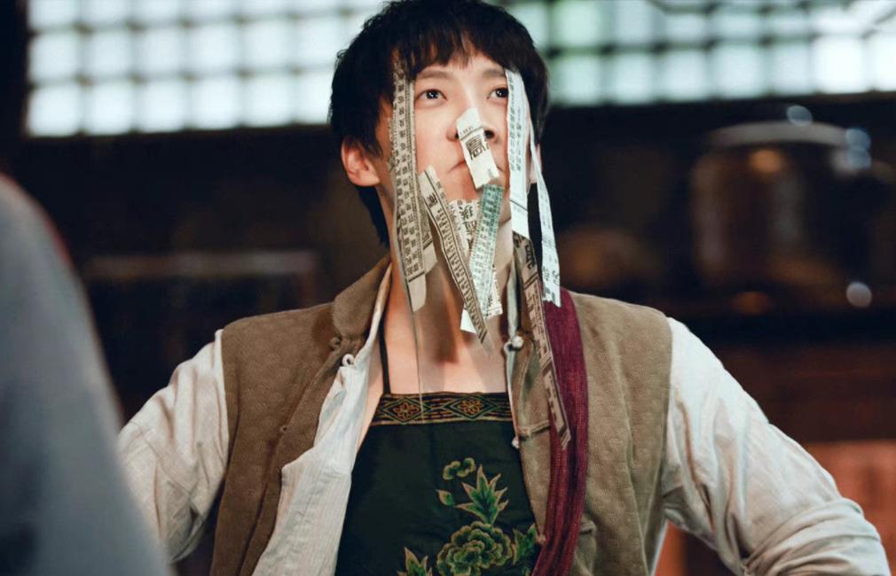 "Peng Dahai" in "Please King" has the face of Wei Daxun, and his acting ...