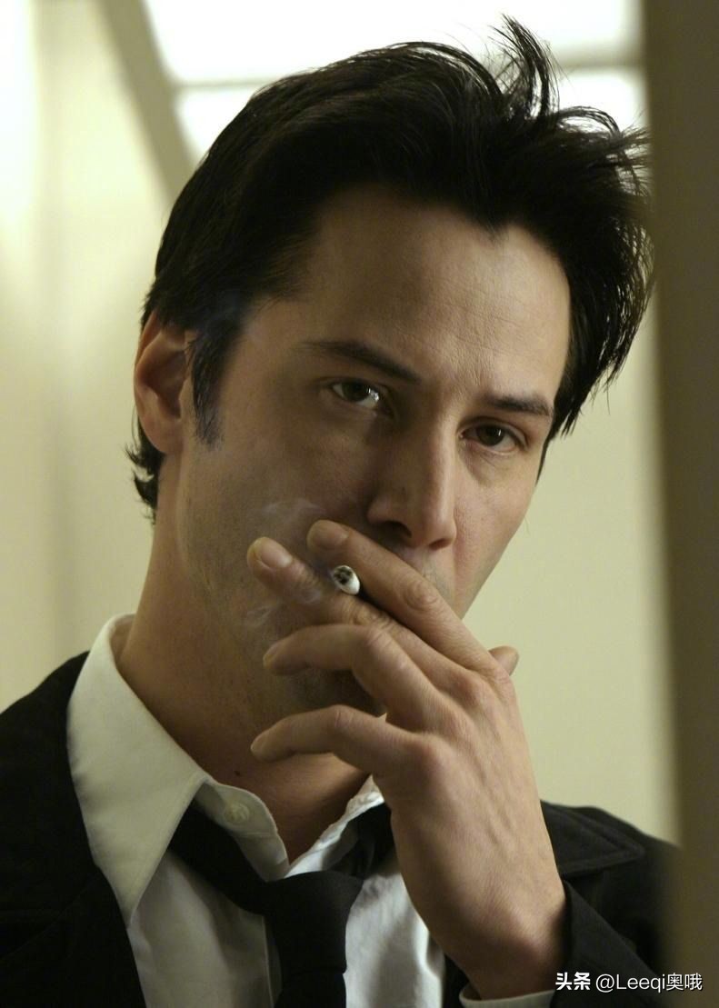 Warner Bros. Keanu Reeves Returns to 'Constantine' Sequel - iNEWS