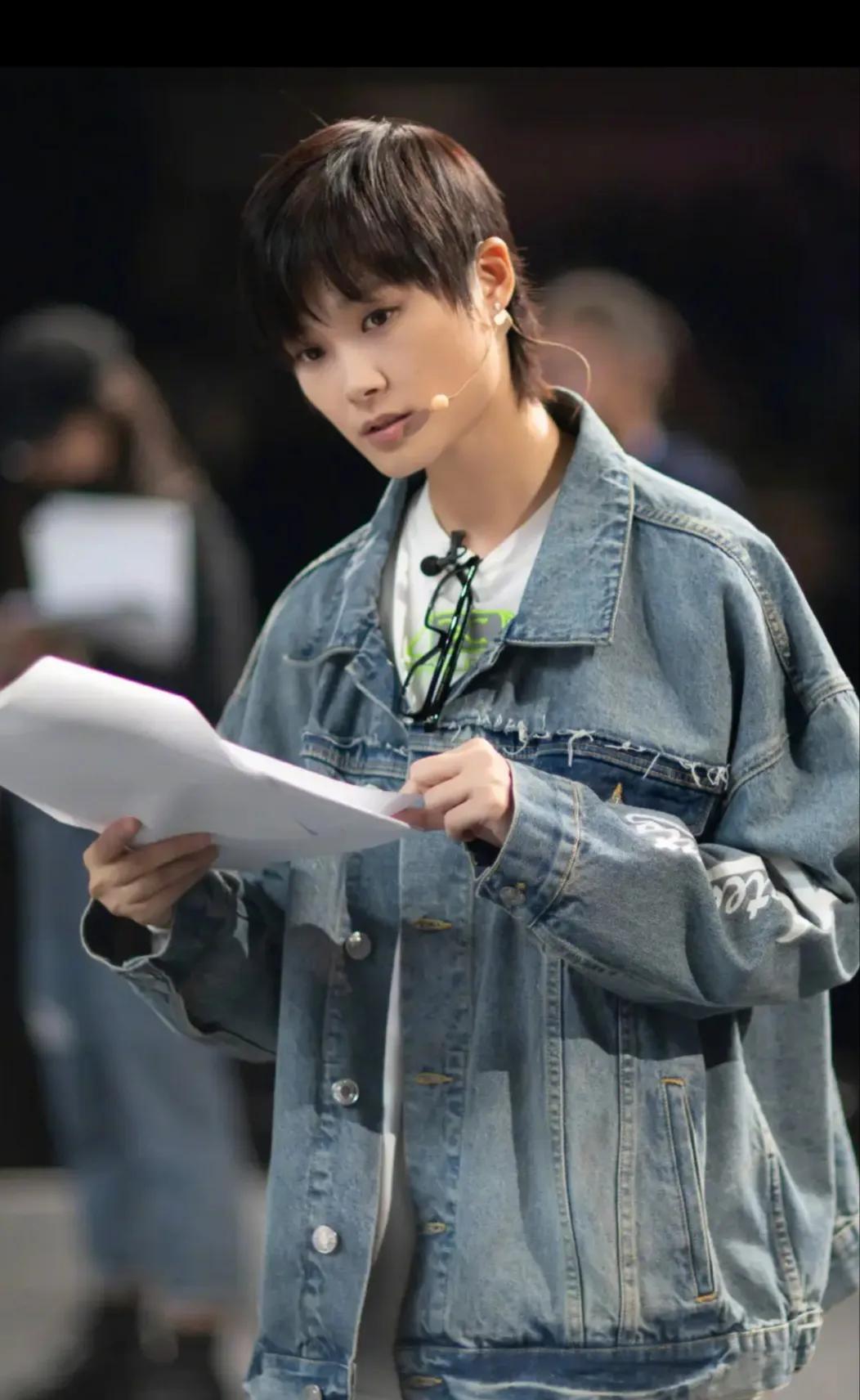 Li Yuchun: From Super Girl to Asian Hero - iNEWS