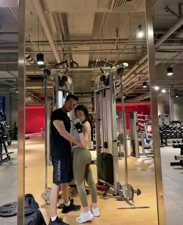 Actor Hai Yitian: Remarried and married to Liu Shuai, who is 12 years younger, and doesn't mind ...