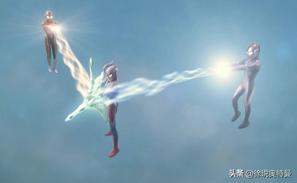 Ultraman will be more powerful with weapons?On whether Ultraman needs ...