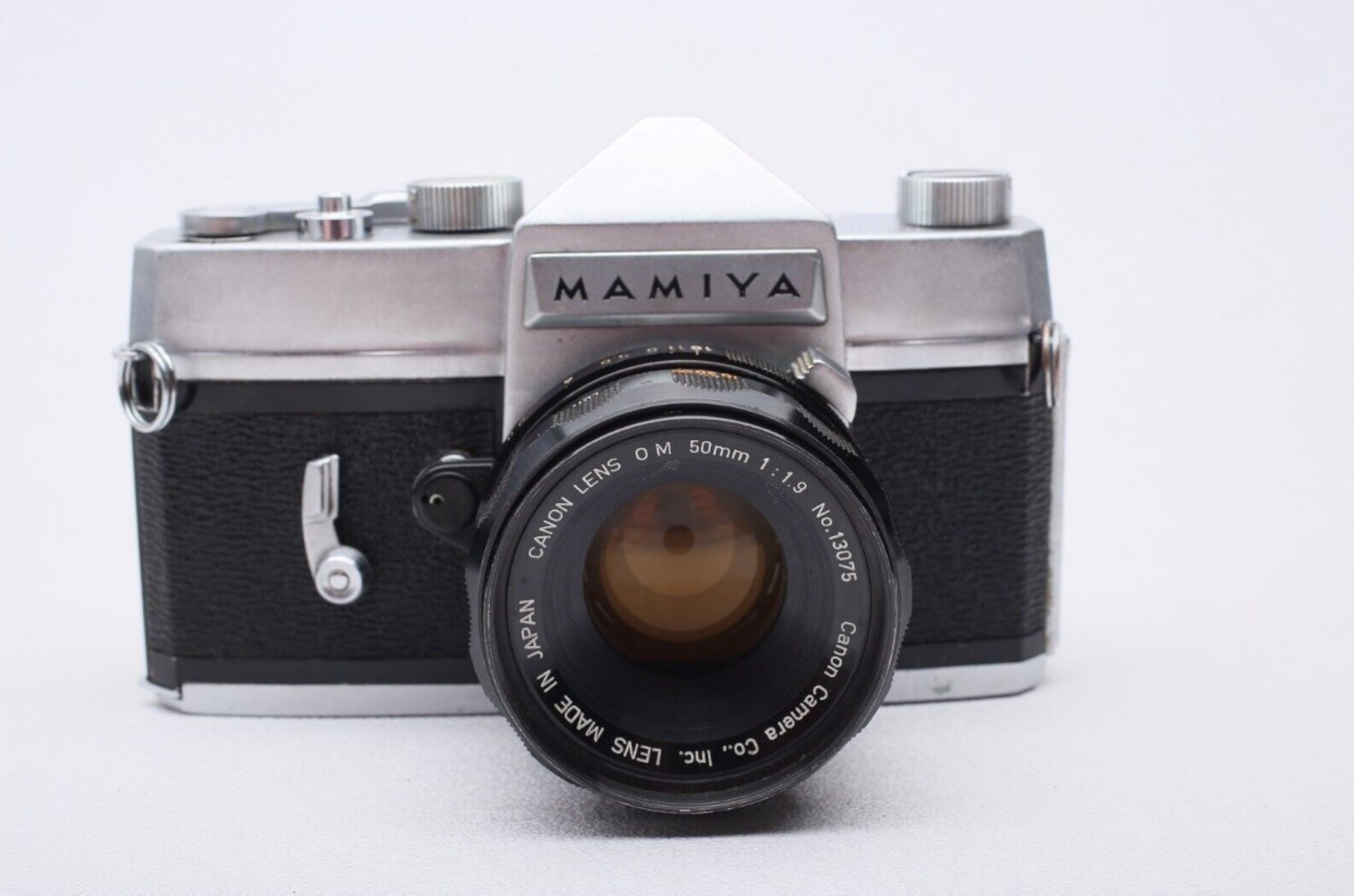 Mamiya Prismat NP SLR camera with German Exakta lens mount! Made in ...