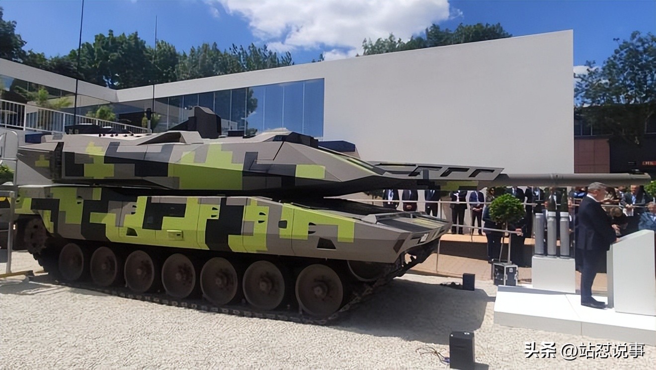 The most advanced weapon is necessary. The fourth-generation main tank ...