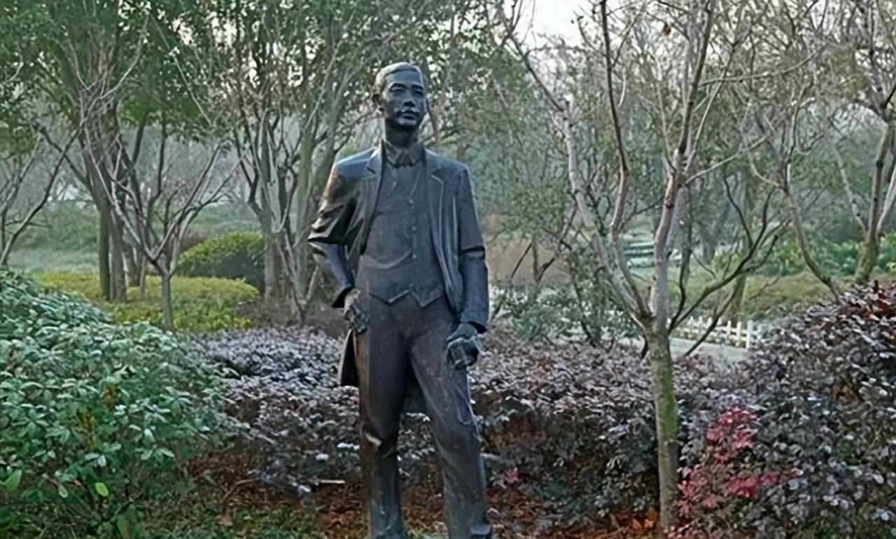 1935: The original assassination of Chiang Kai-shek turned into the ...