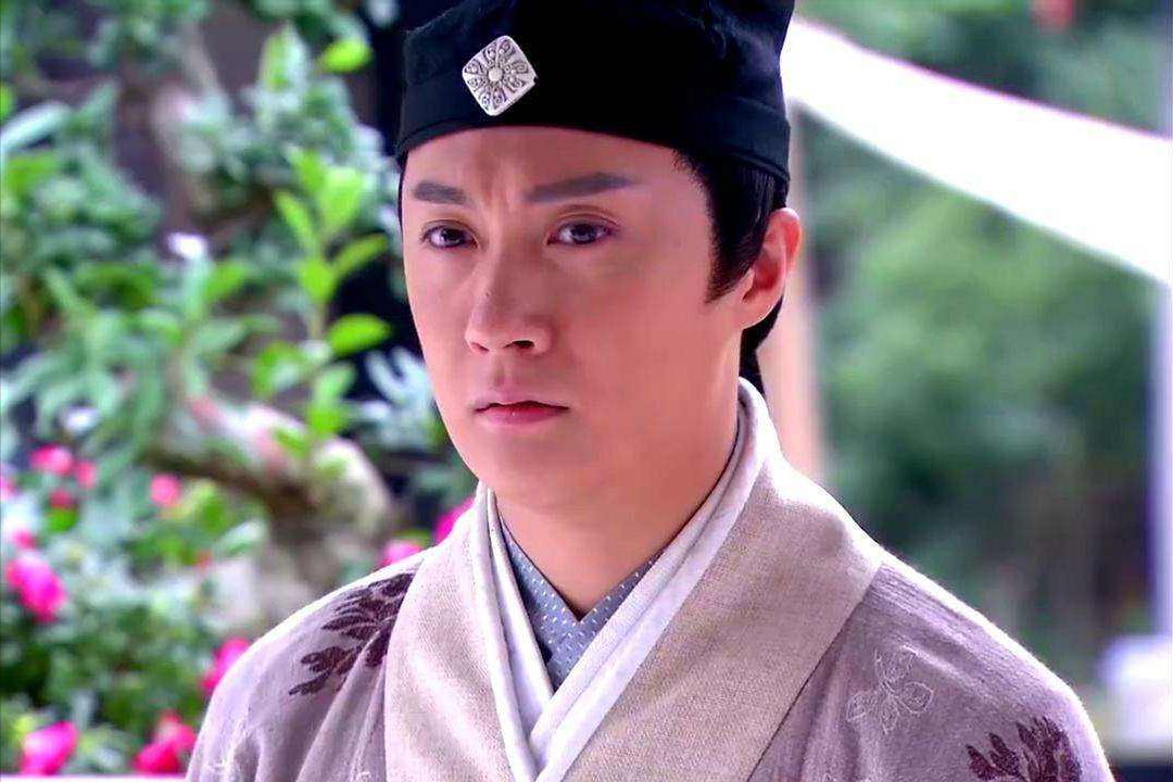 Bai Juyi became famous earlier than Li Shangyin and was 41 years older ...