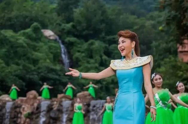 Singer Ulan Tuya is 38 years old, why is she still not married? - iNEWS