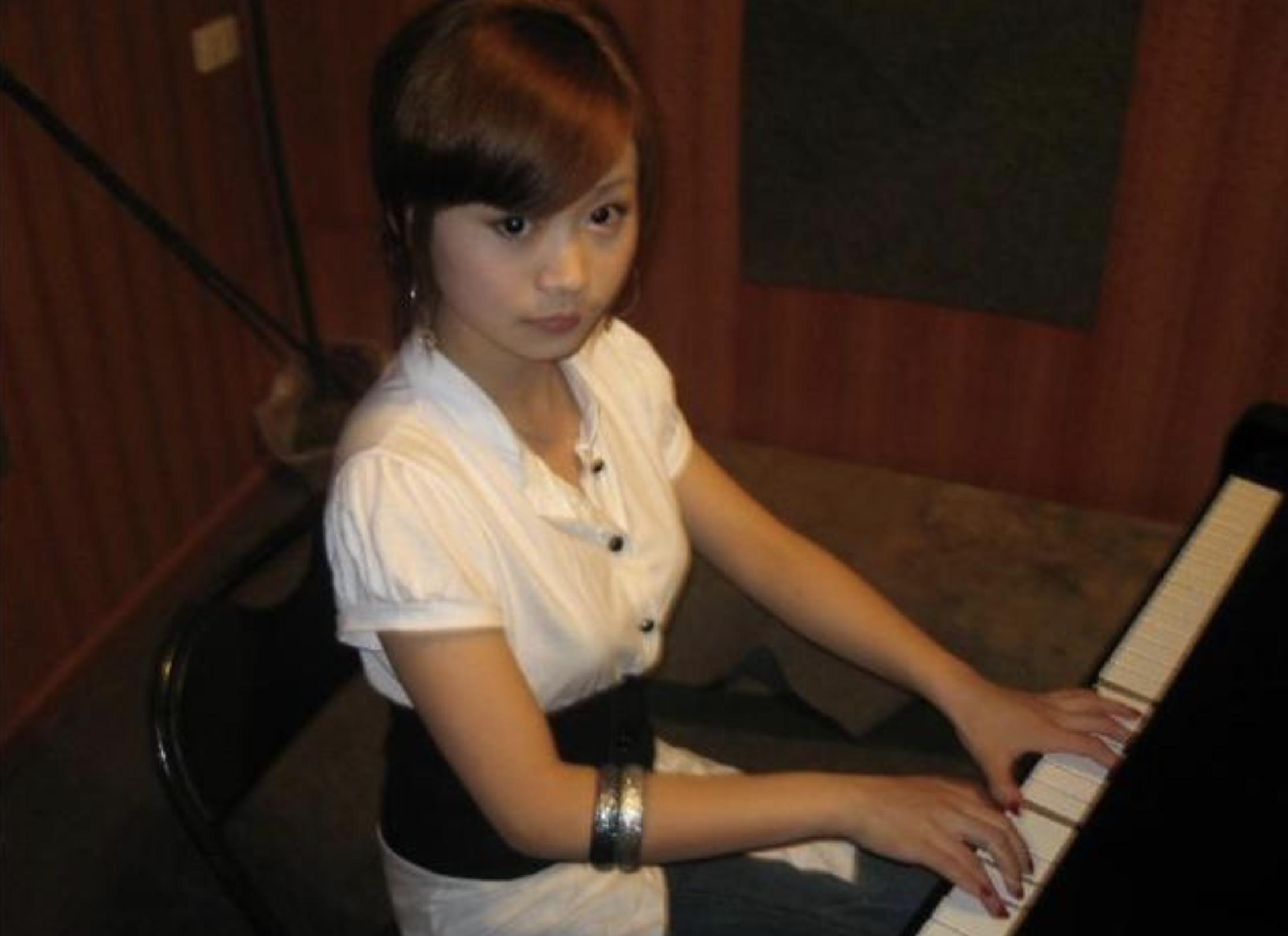 Send mistress Chen Yulin to prison with his own hands, and immigrated to the UK at the age of 54 ...