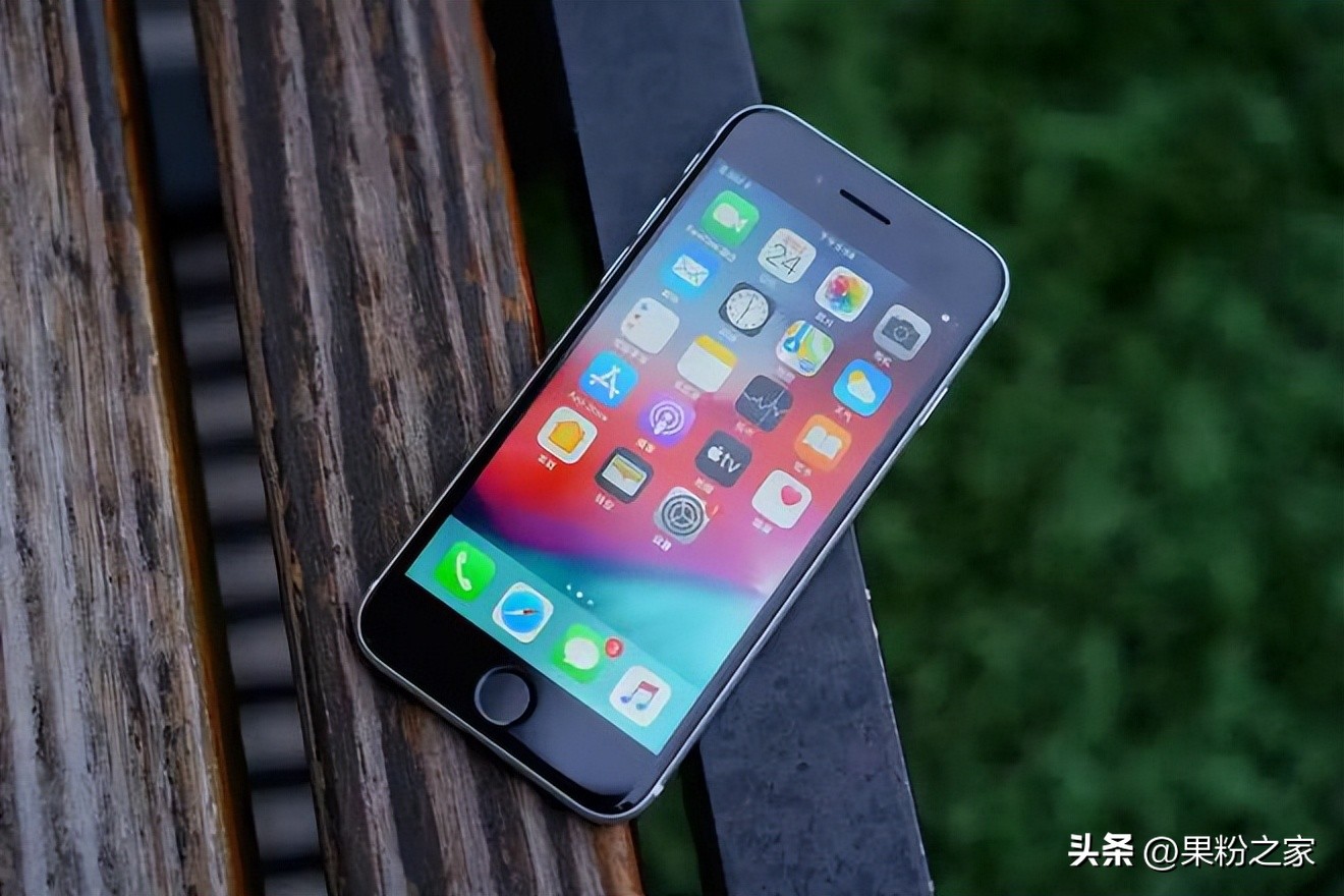 Second-hand iPhones sell well in Japan as yen depreciates - iNEWS