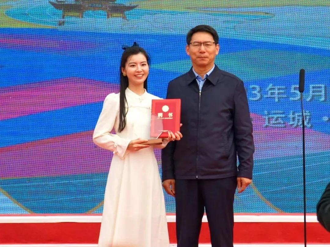 look! She spoke for Puju at the Guandi Ancestral Temple in Jiezhou! - iNEWS