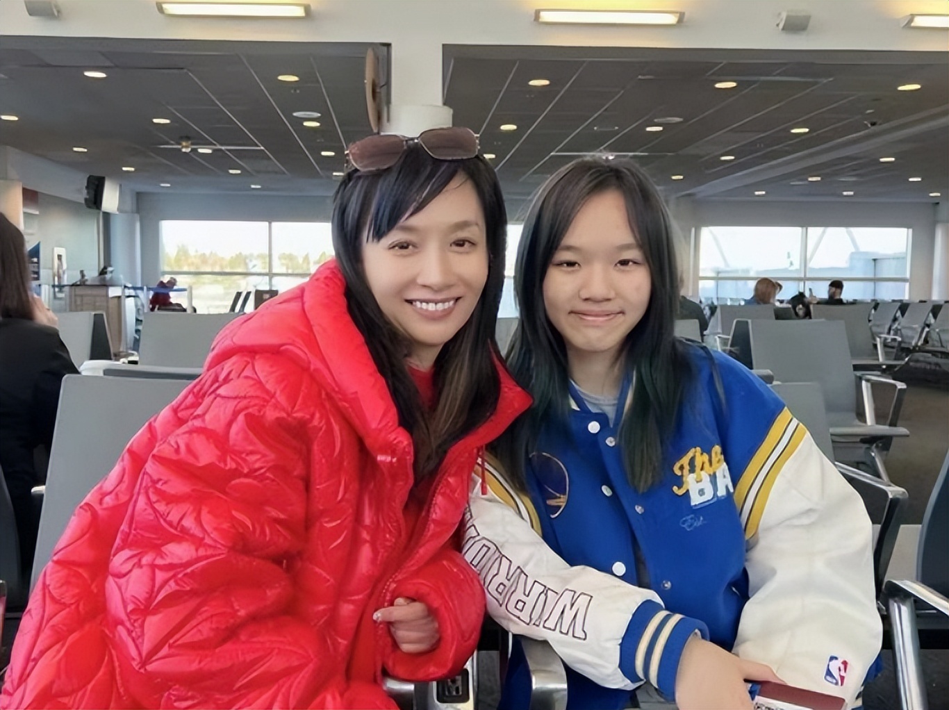 Wang Fanghan's 15-year-old daughter was accused of being too short for ...