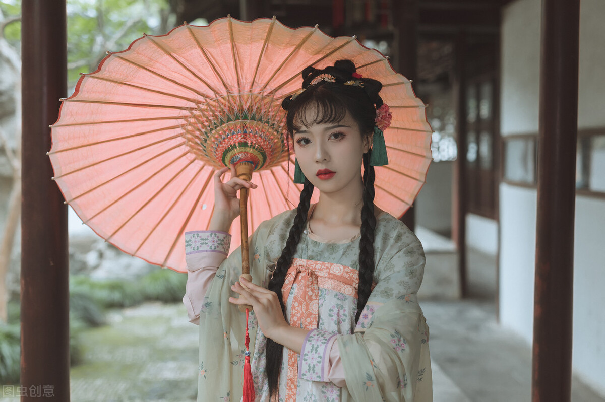 The development of a fair lady, the wisdom that Ban Zhao left to future ...