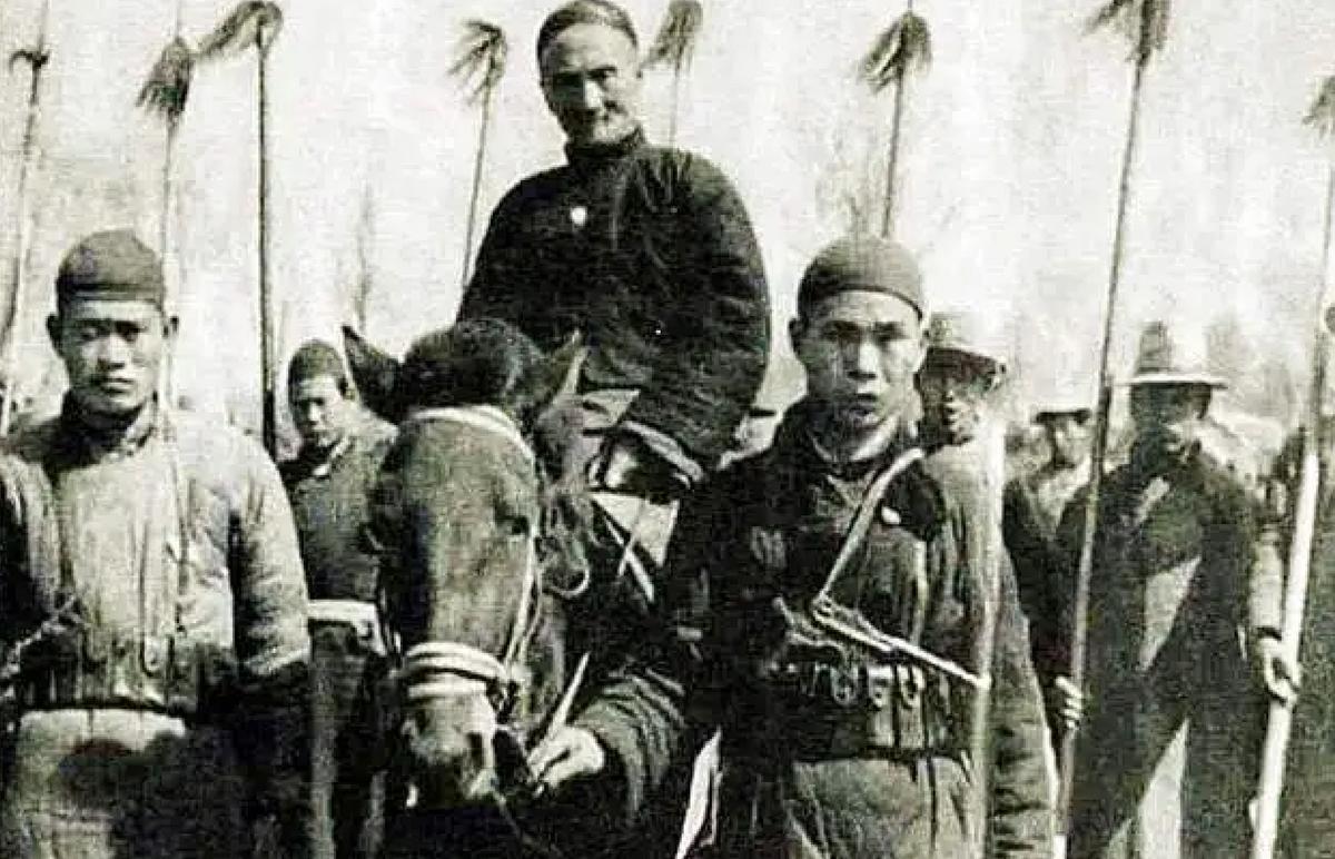 At the age of 71, he went to the battlefield and killed the Japanese ...