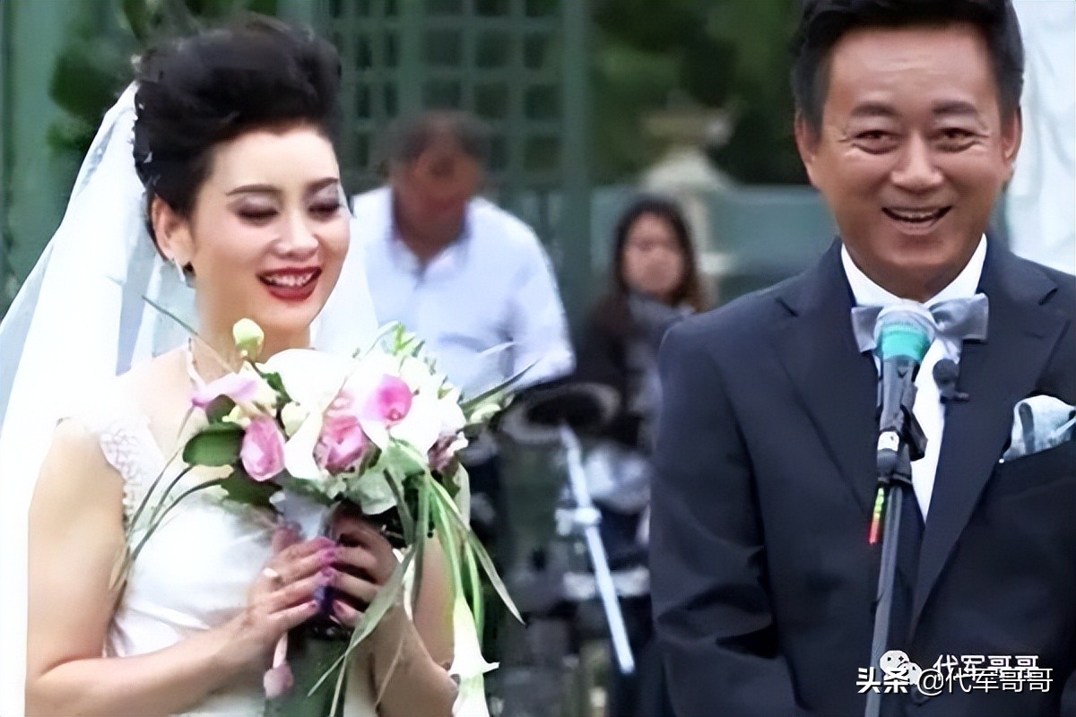 Zhu Jun's beloved wife Tan Mei: Married for 28 years, the love is as ...