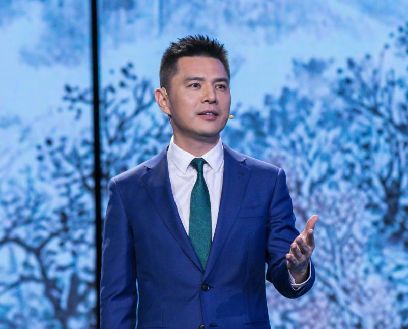 In 2008, why did Zhao Pu, the CCTV host who became famous after the ...