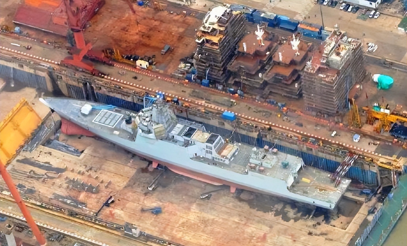 China's second batch of 055 has been on the berth, the performance has ...