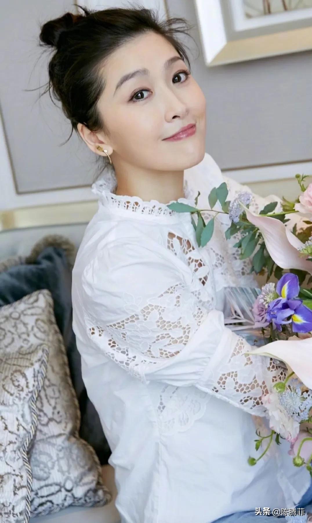 Zhou Liqi's beautiful and moving Miss Hong Kong - iMedia