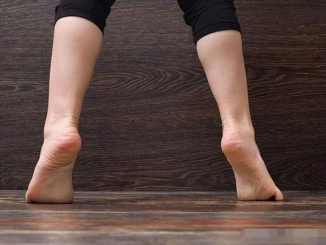 Standing on tiptoe for 15 minutes every day for a period of time may ...