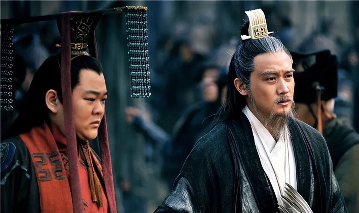 Before Zhuge Liang died, Liu Chan asked him a question, and Zhuge Liang knew that Liu Chan was ...